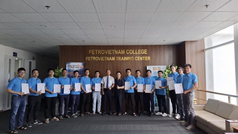 Trường Cao Đẳng Dầu Khí